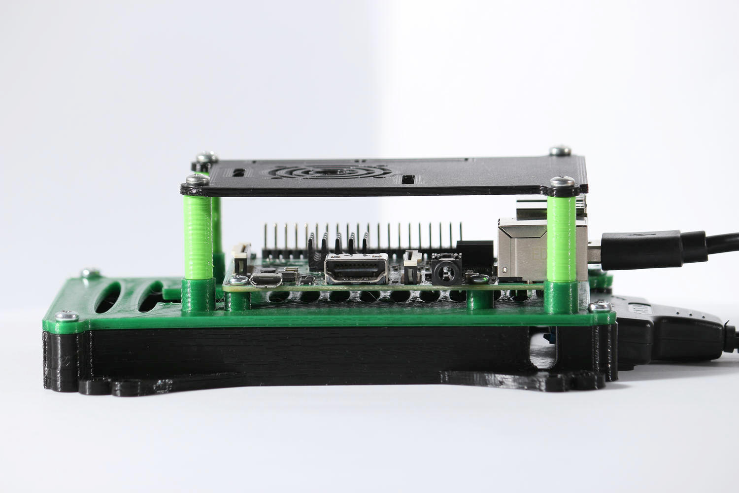 Open Raspberry Pi 2 3 and 4 Case with HDD/SSD Bay. STL Files for 3D ...