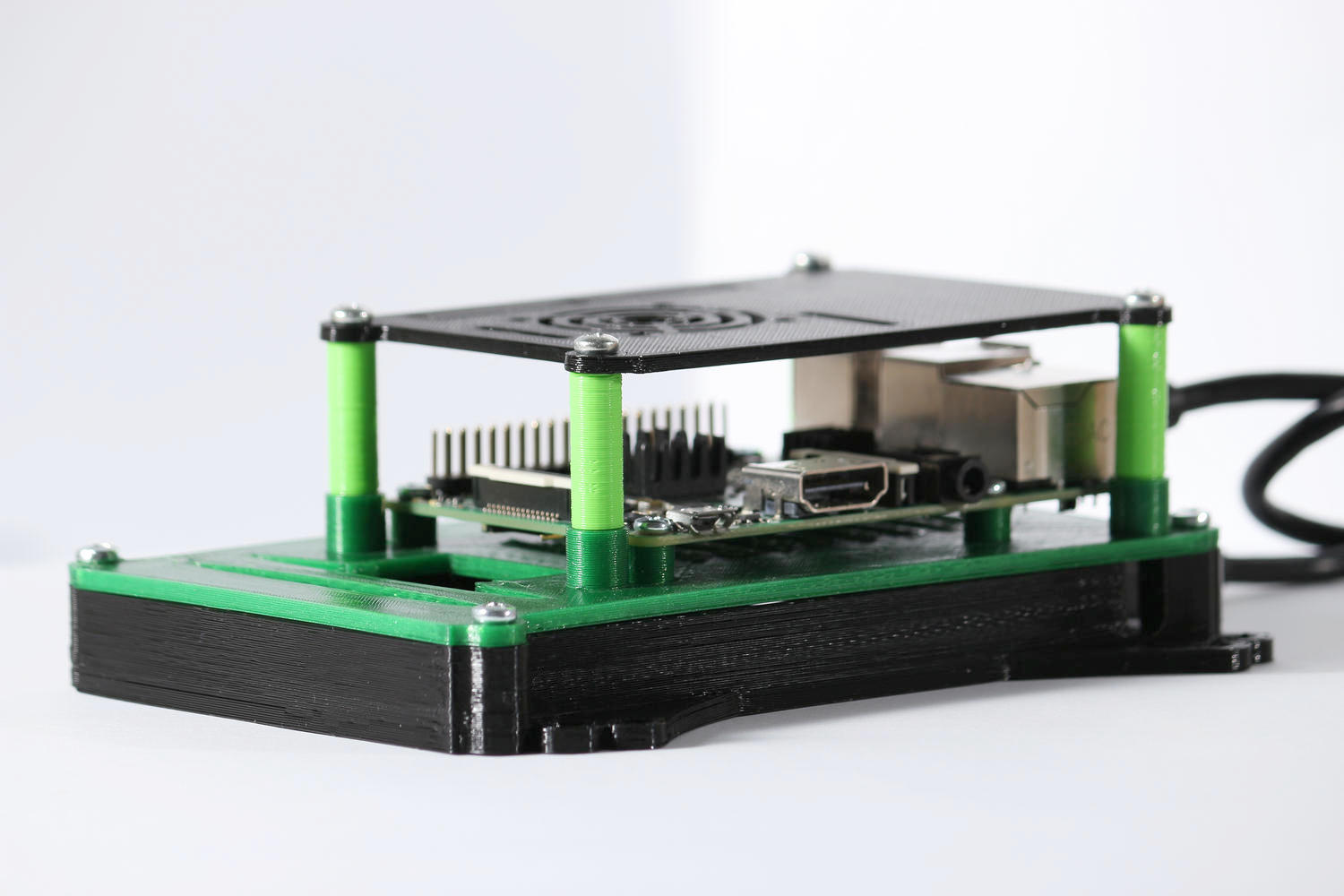Open Raspberry Pi 2 3 and 4 Case with HDD/SSD Bay. STL Files for 3D ...